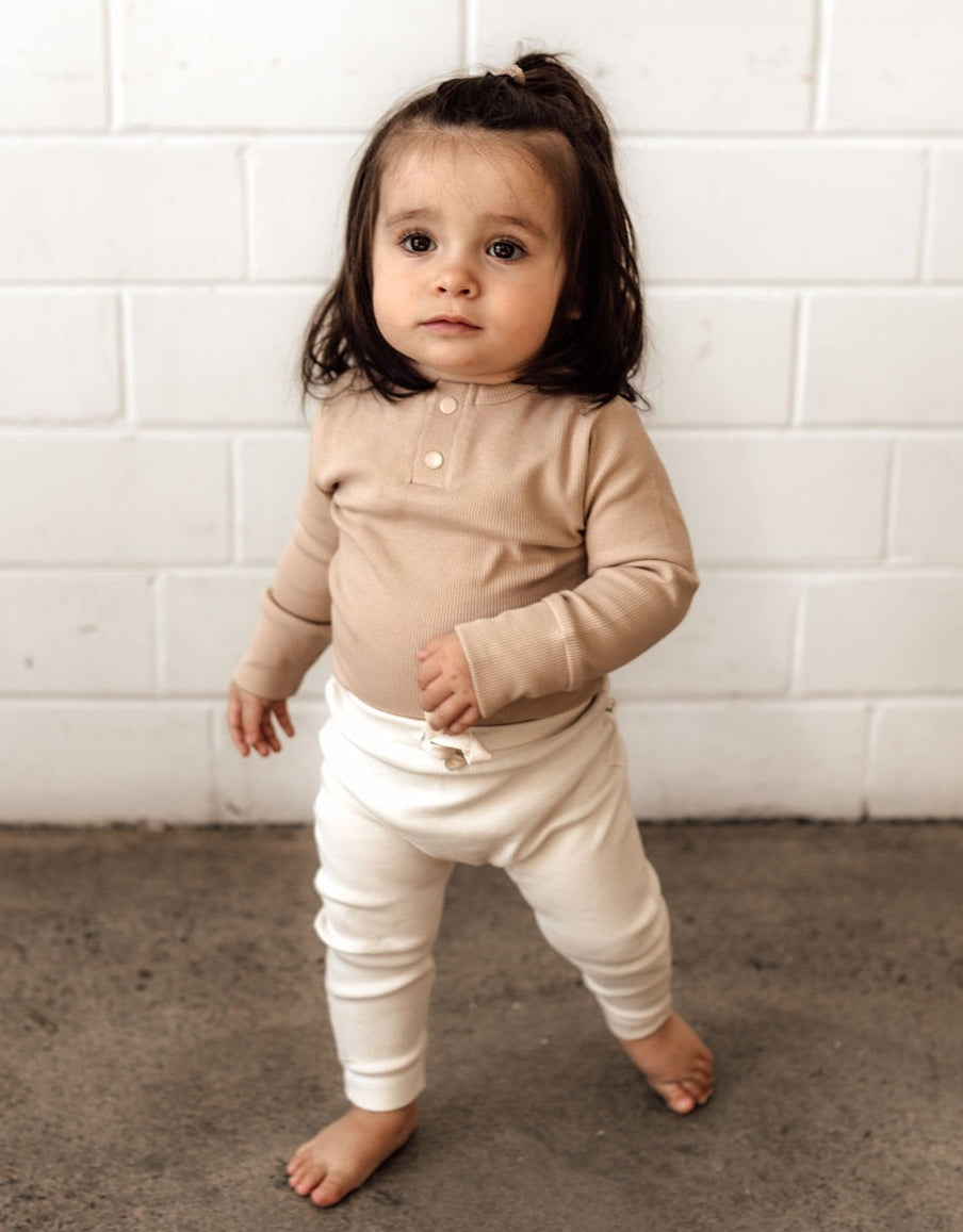 Snuggle Hunny Kids USA Halo Pants – The Little Kiwi Co